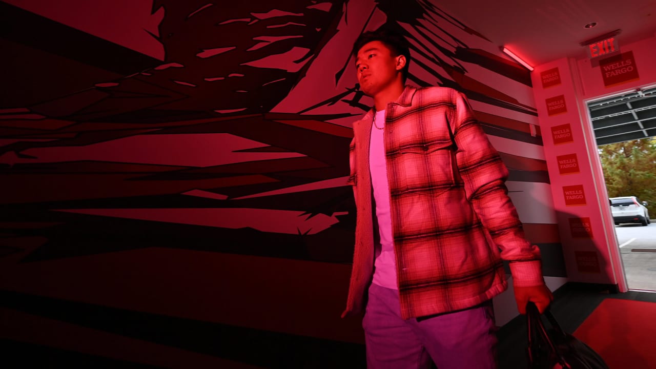 Arrival Photos | Week 11 Falcons vs Bears