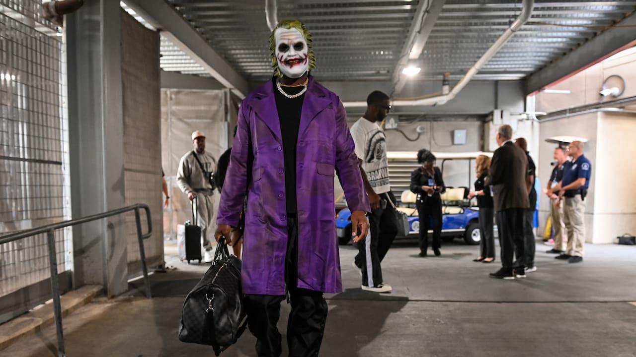 Arrival Photos | Week 8 Falcons vs Titans