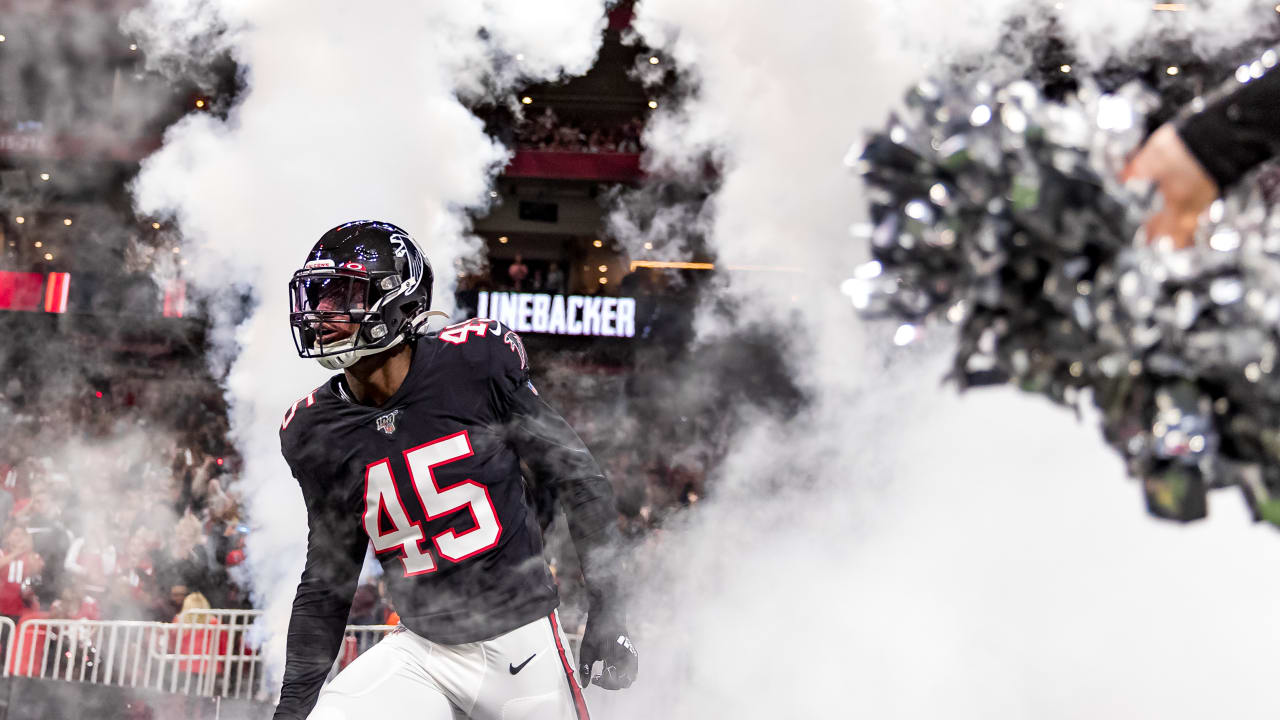 DEBO is the feds | Deion Jones mic'd up