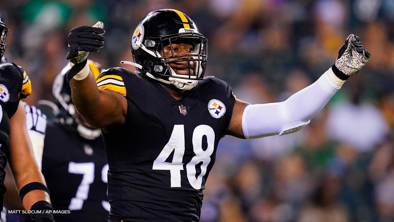 Photos: Giants LB Quincy Roche