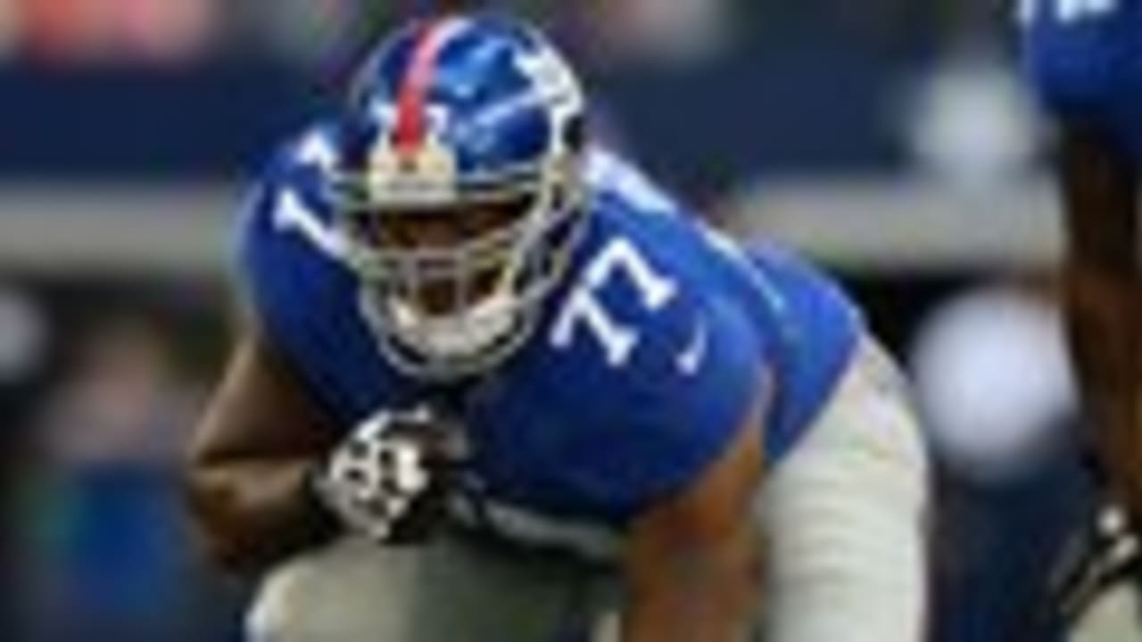 Guard Kevin Boothe returns to offensive line