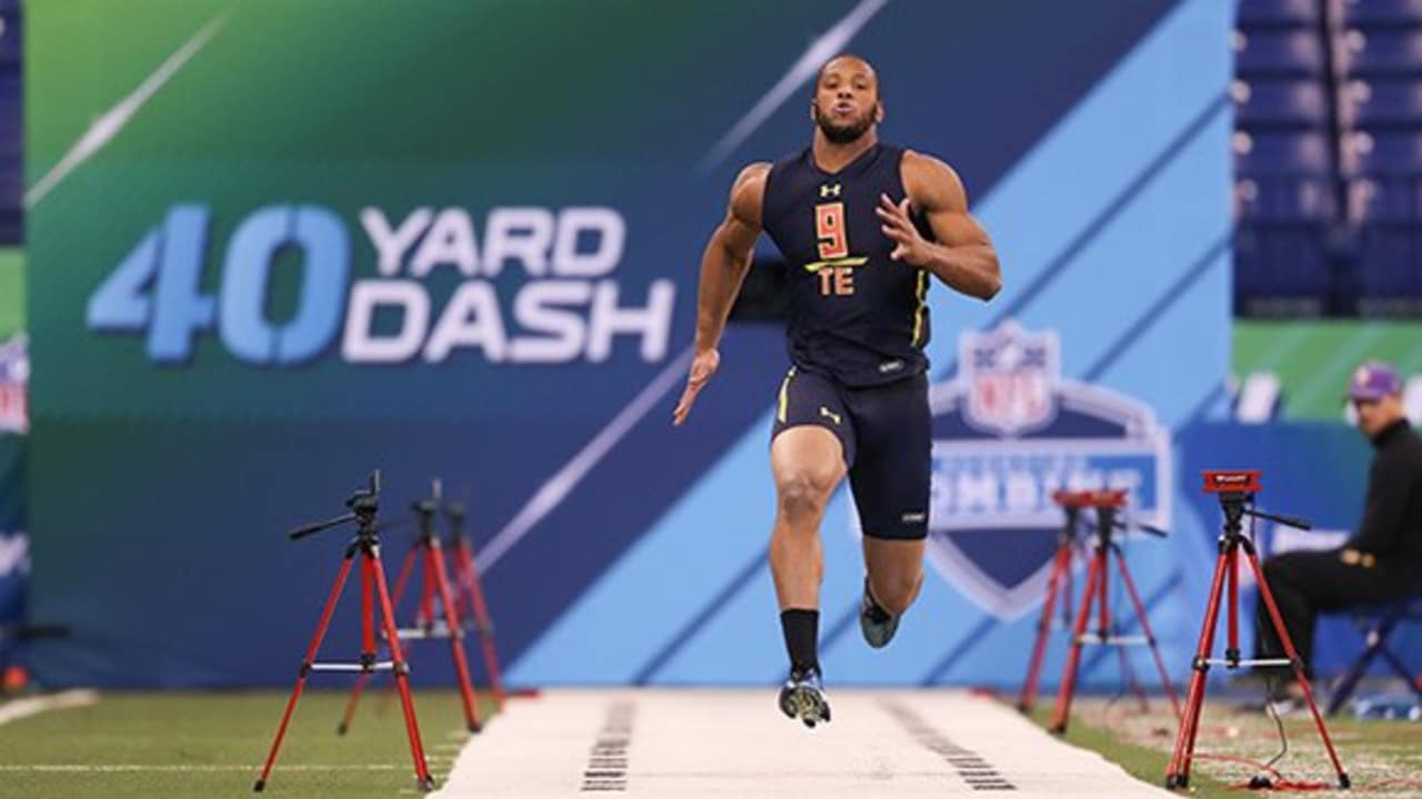 O.J. Howard runs the 40-yard dash