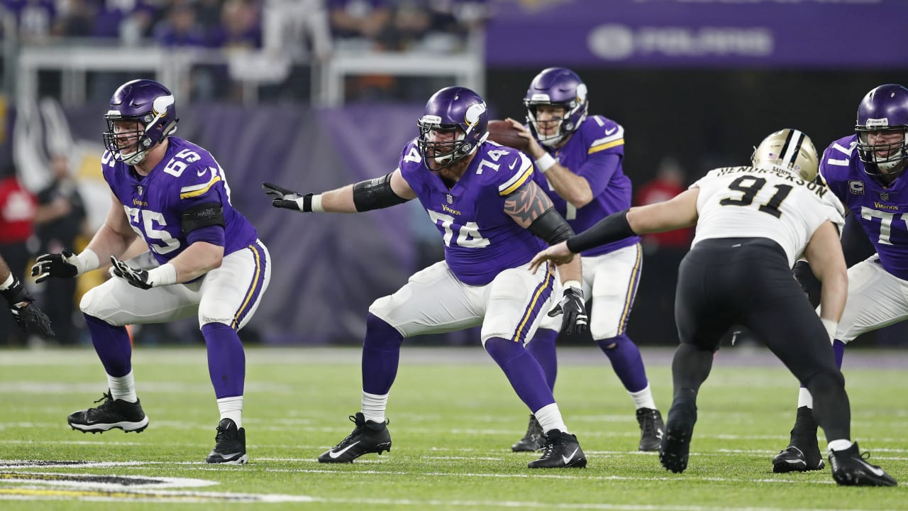 Photos: OT Mike Remmers