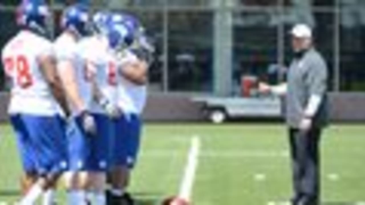 Offensive line mixing youth with experience