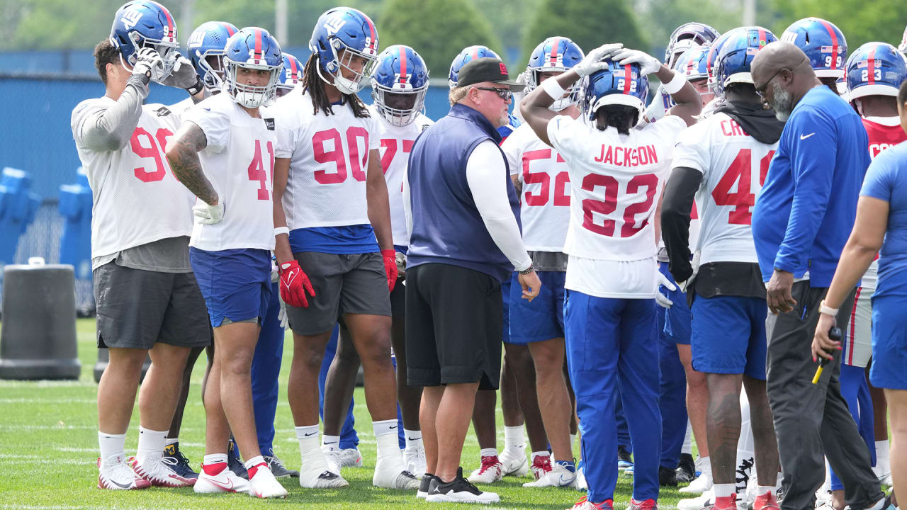 Wink's aggressive style excites Giants defense