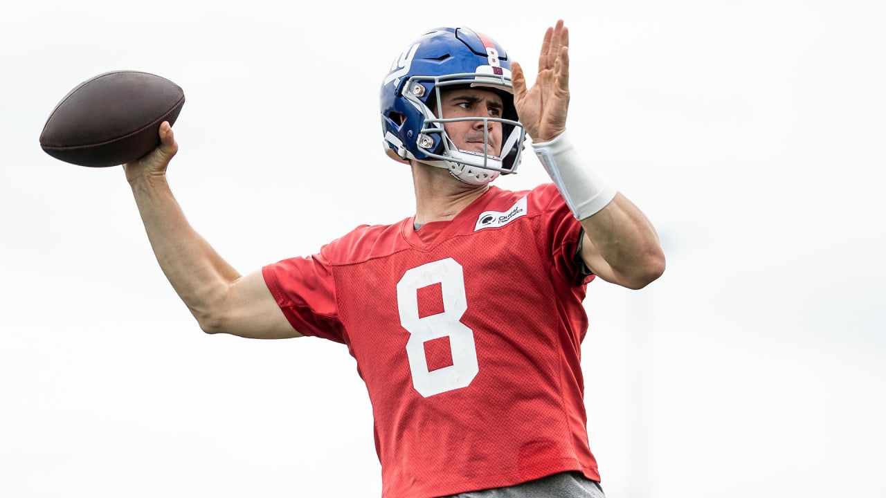 Daniel Jones ‘excited' about potential of new offense