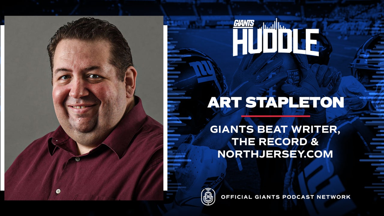 Giants Huddle | Art Stapleton