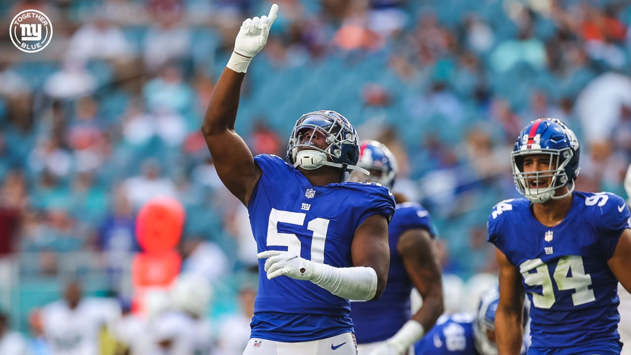 Azeez Ojulari sets Giants rookie sacks record vs. Dolphins