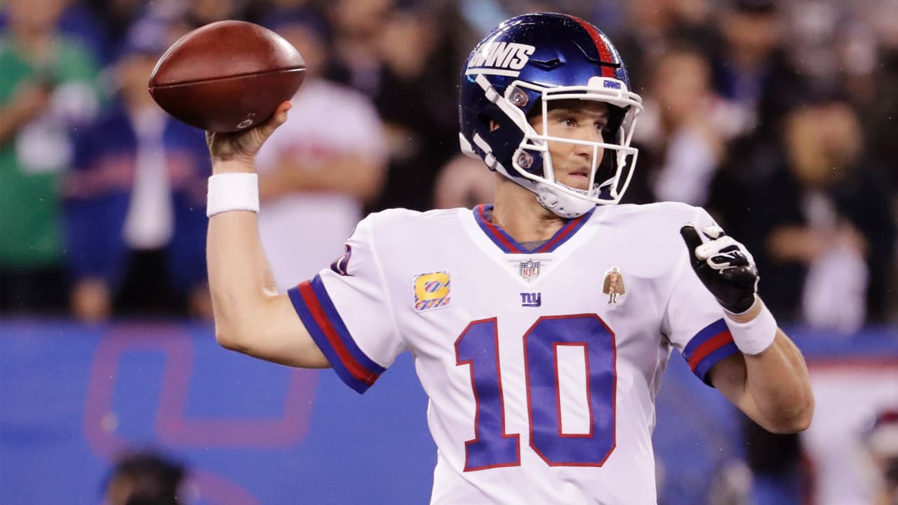 QB and Coach share key leadership trait