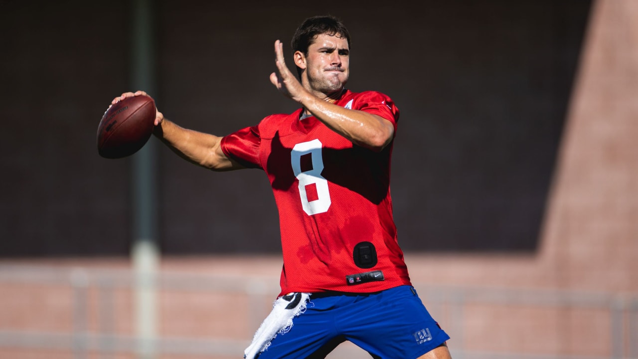 Daniel Jones mastering basics in new offense