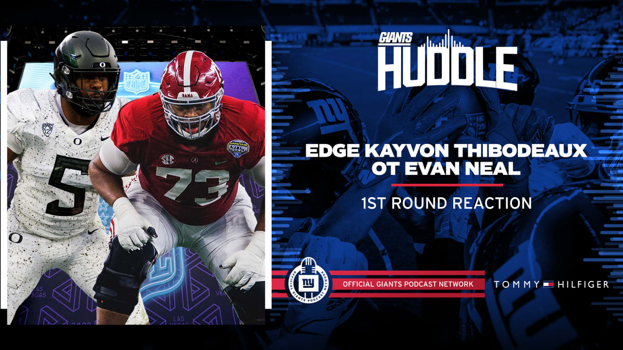 Giants Huddle | Kayvon Thibodeaux and Evan Neal Reaction
