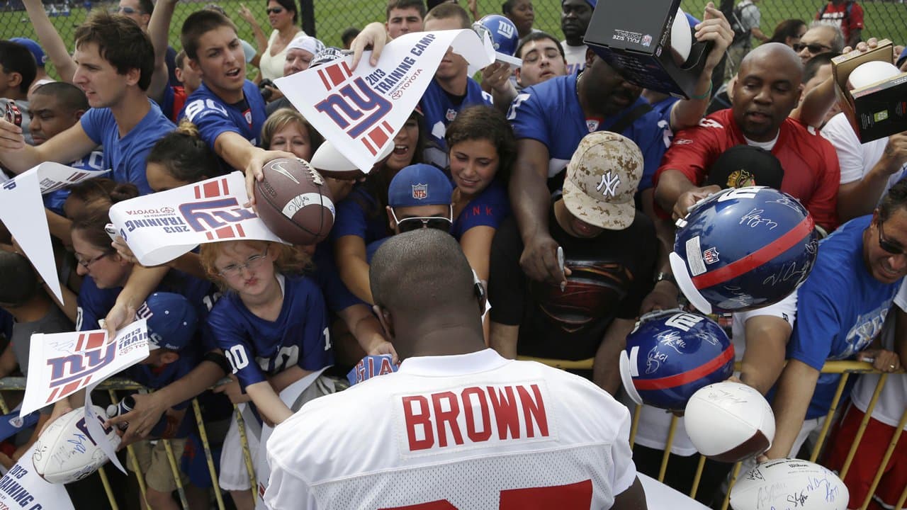 Full Team Practice Autograph Day