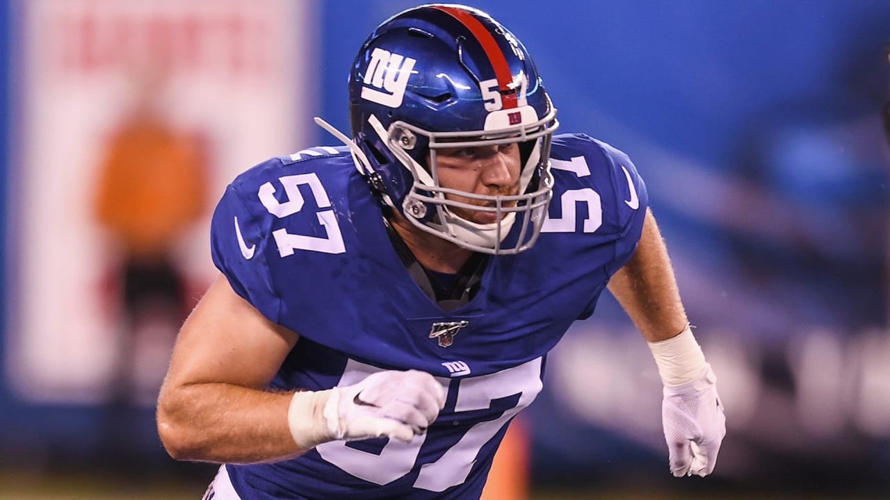 Rookie Ryan Connelly gaining 'invaluable' experience with 1st team