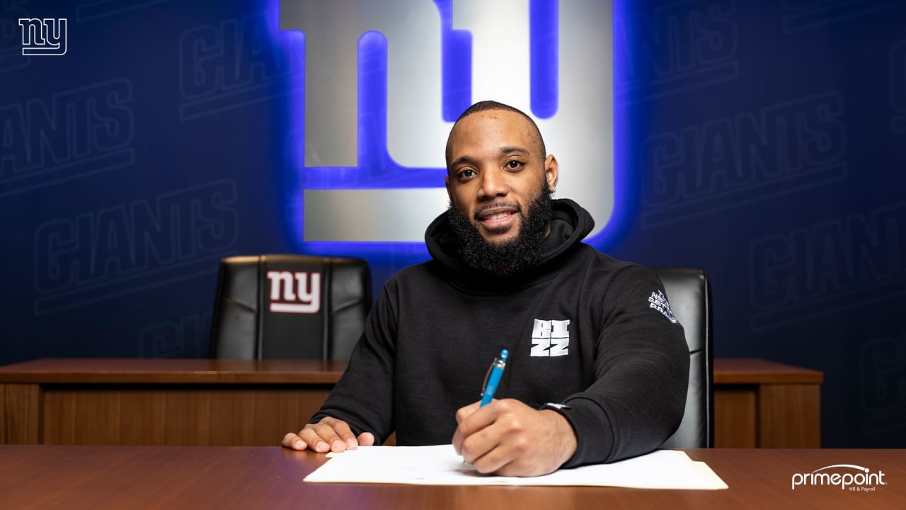 Giants re-sign veteran running back Matt Breida