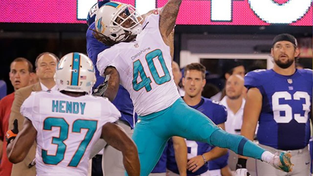 AJ. Hendy picks off Ryan Nassib