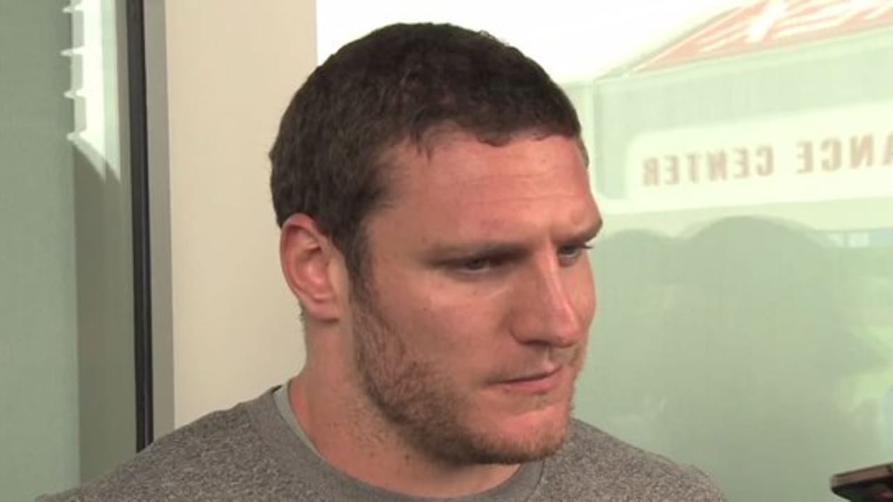 LB Dan Connor on settling in