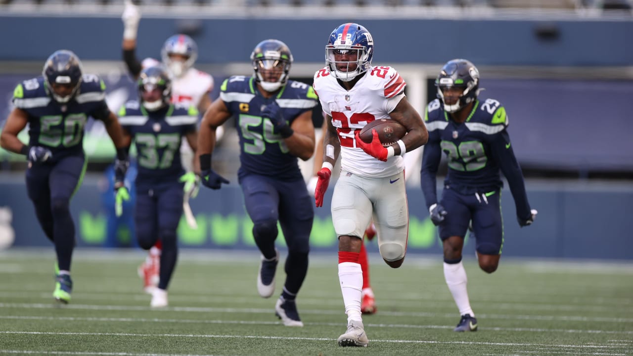 'Wayne Train' Gallman breaks career-long 60-yard run | Giants vs ...