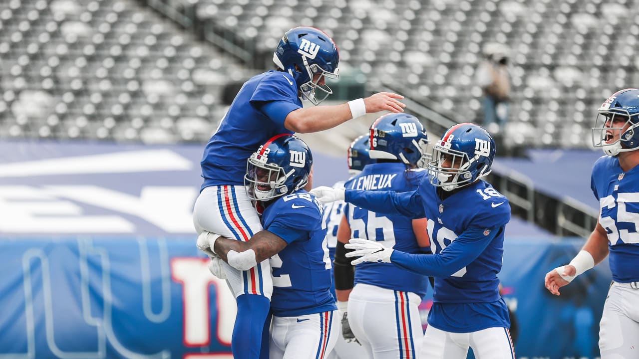 Game Photos: Giants vs. Eagles in Week 10