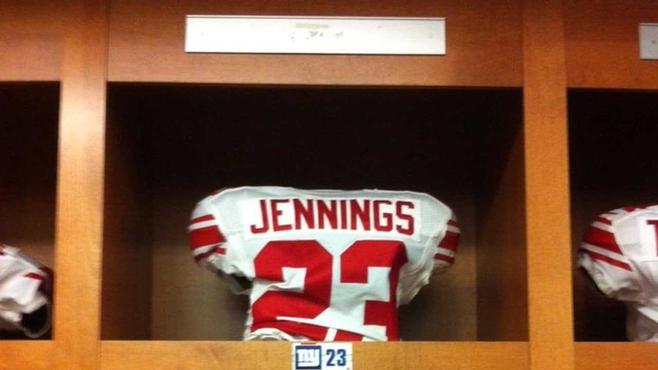 Behind the Scenes: Giants gameday locker room