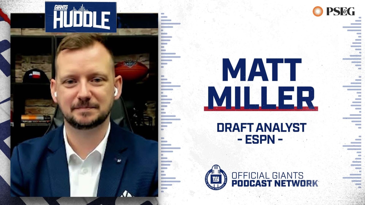 Giants Huddle | Matt Miller