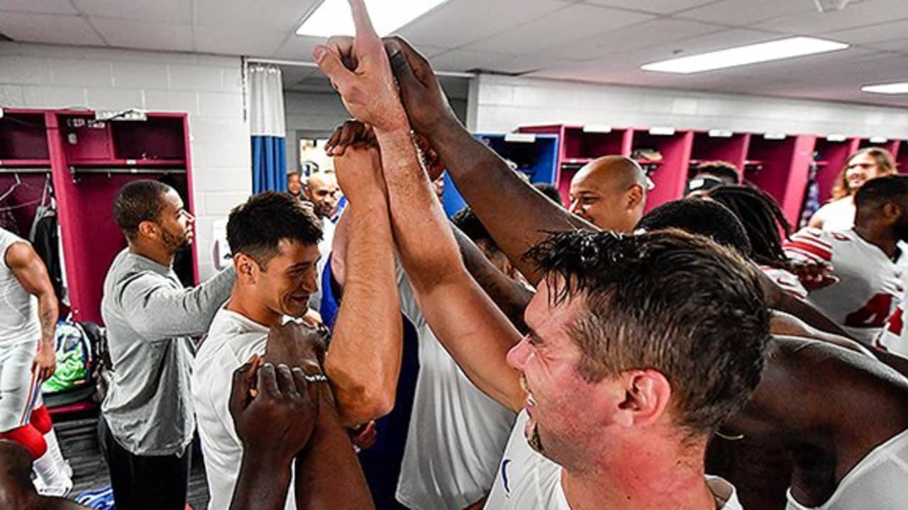 Watch Giants' locker room celebration