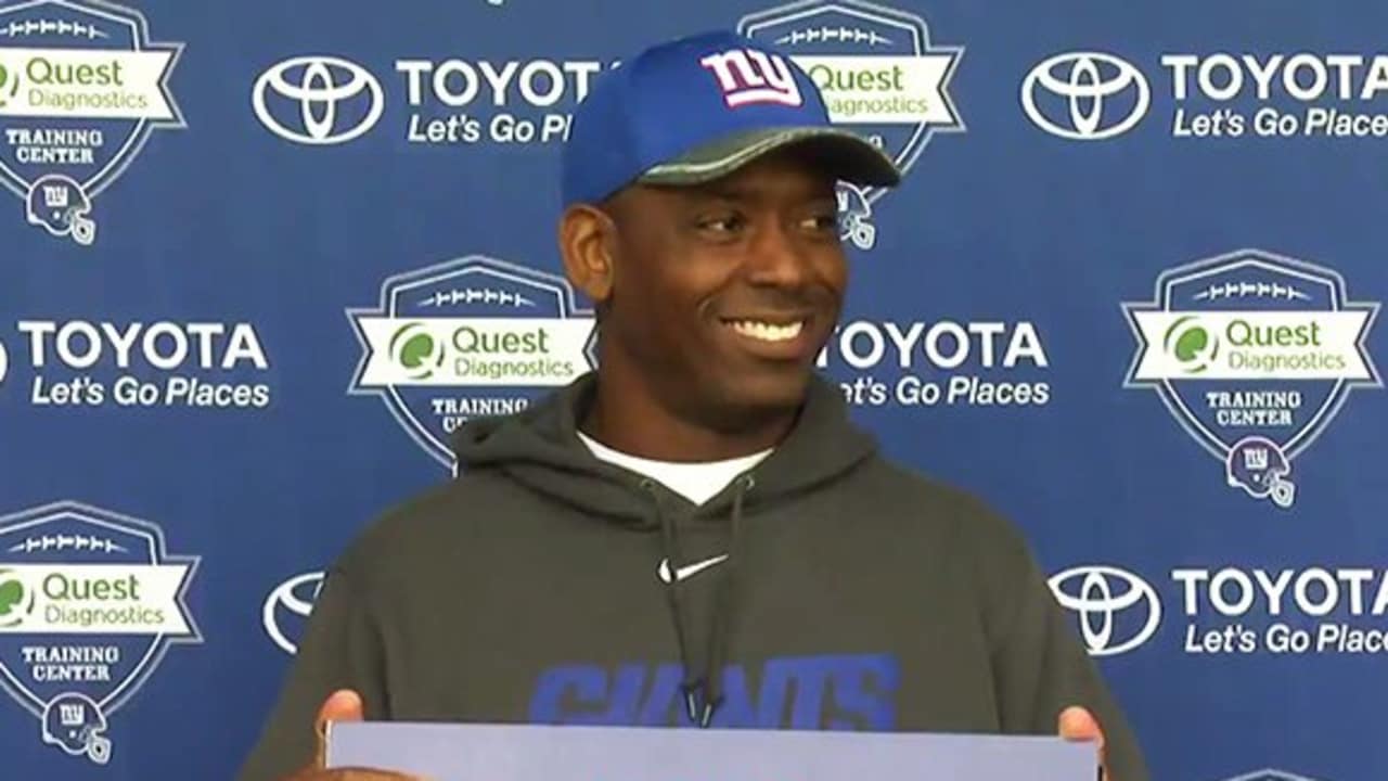 Safeties Coach Merritt judges youth in secondary