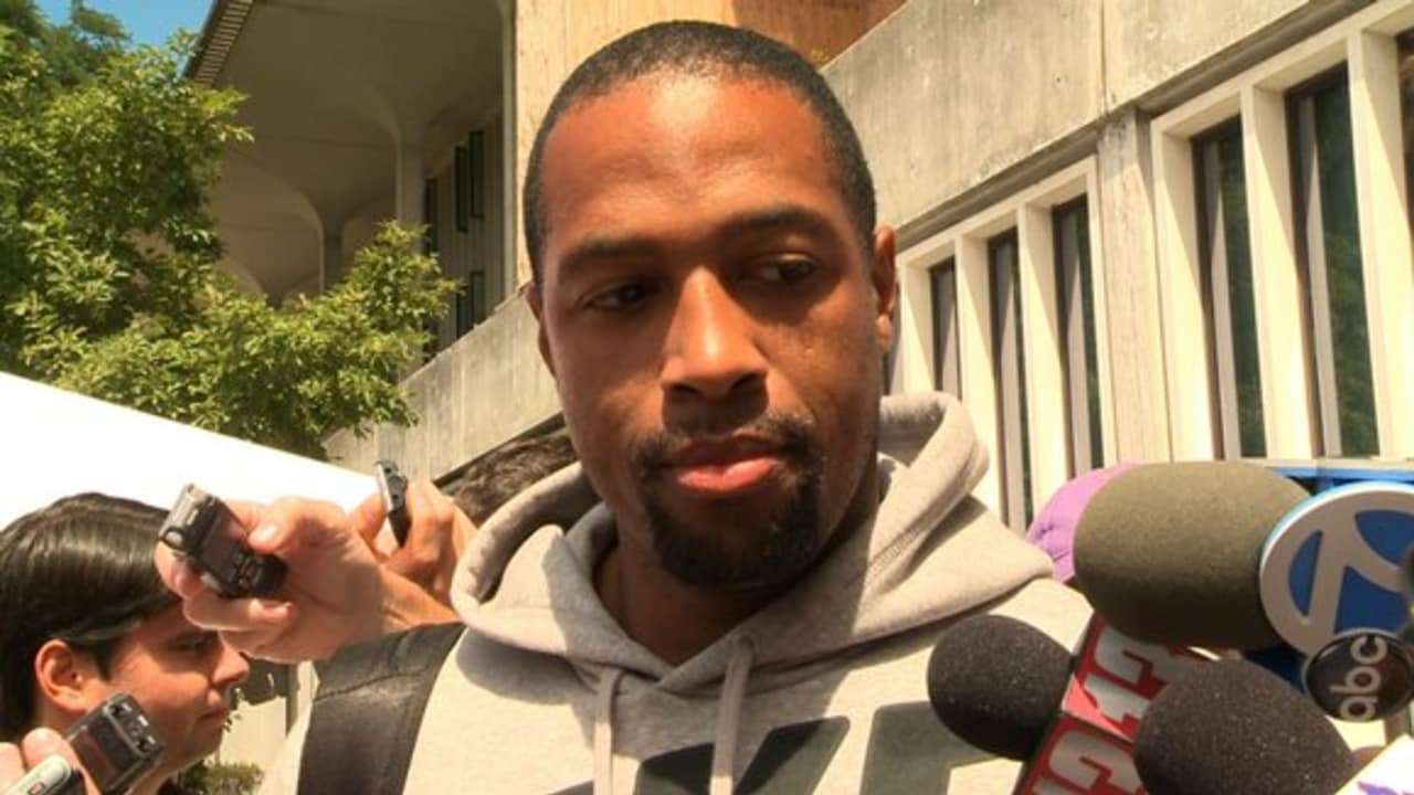 LB Michael Boley meets the media