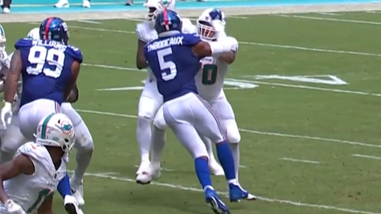 Kayvon Thibodeaux sacks Tua Tagovailoa | Giants vs. Dolphins Highlights