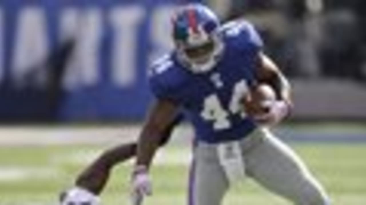 Giants Defeat Bills, 27-24