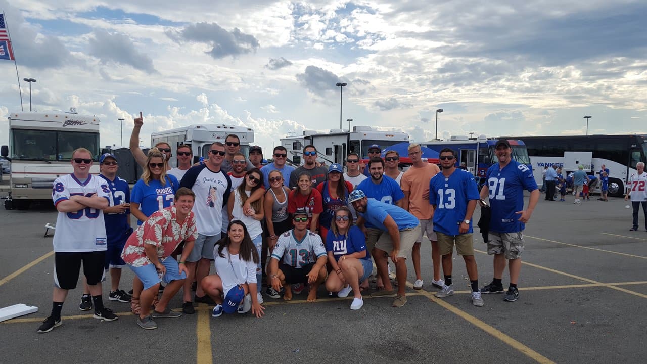 Giants vs Dolphins Tailgate Photos