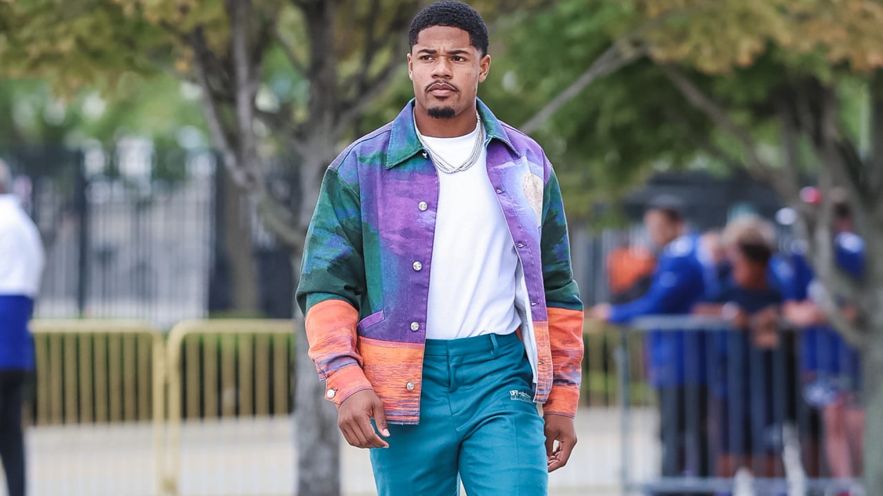 Giants arrive at MetLife Stadium for MNF