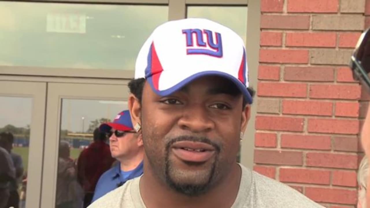 DE Damontre Moore on progress