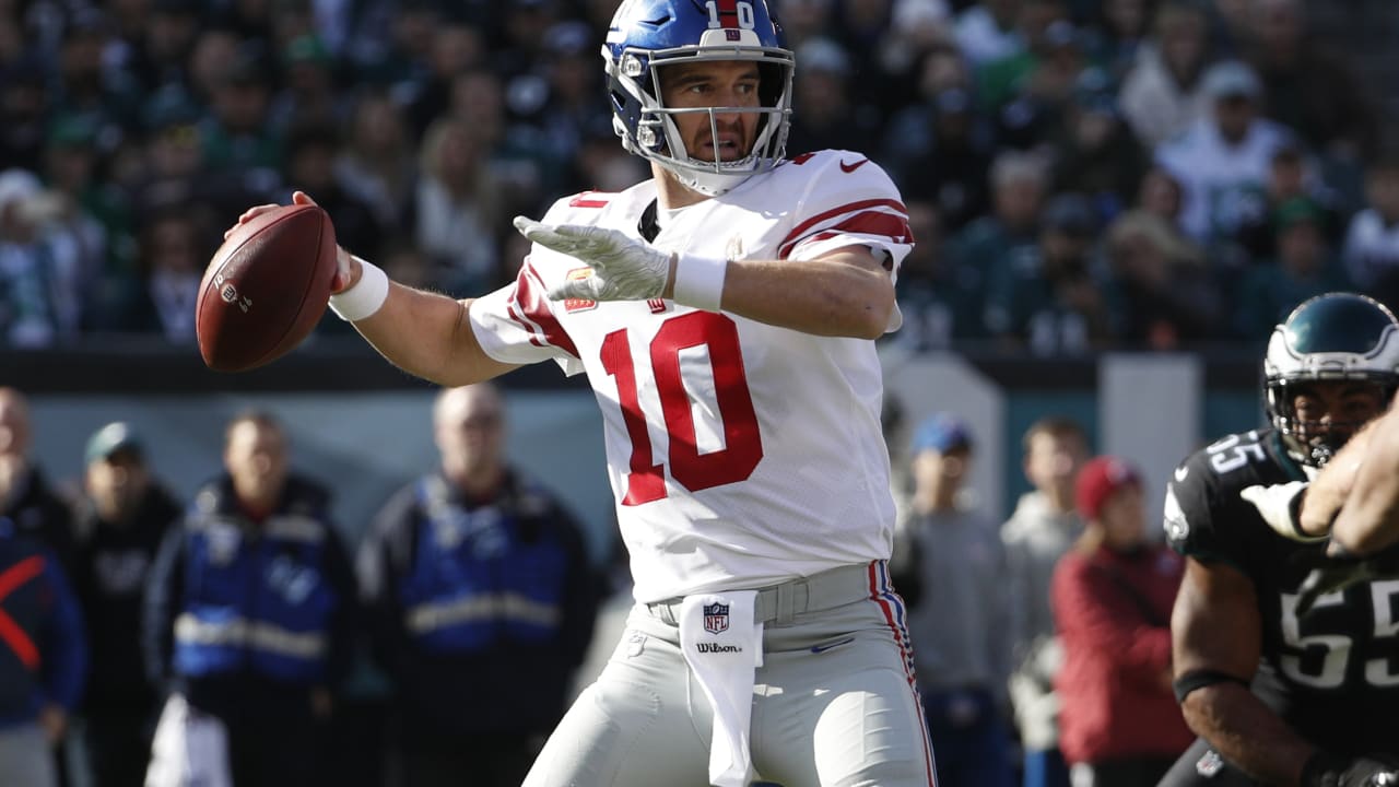 Photos: Giants vs. Eagles from the Sidelines