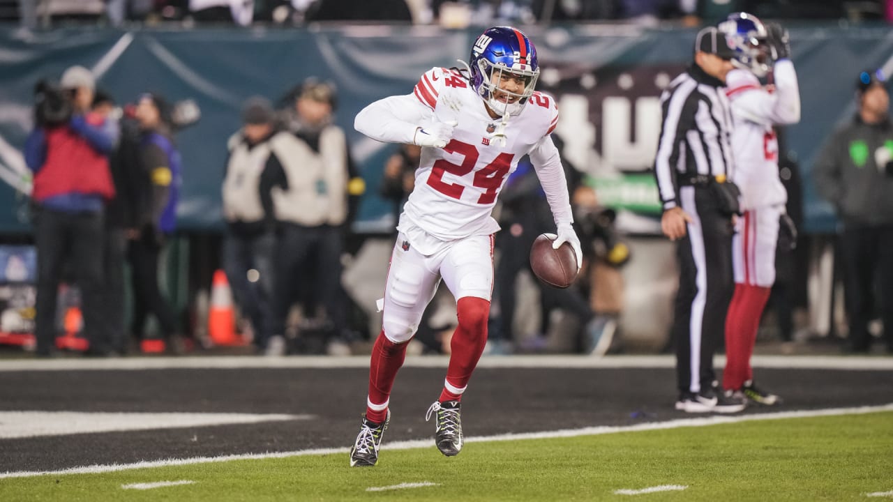 Dane Belton intercepts Jalen Hurts in end zone | Giants vs. Eagles ...