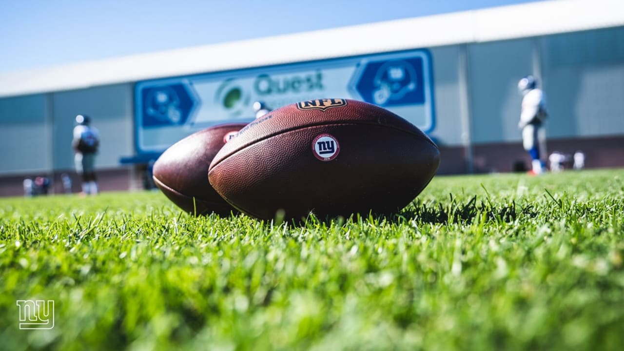 Giants claim WR Cody Core, OT Eric Smith off waivers