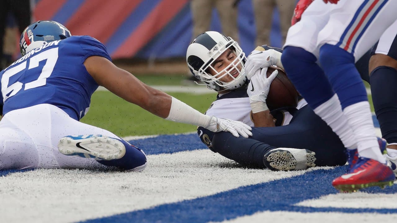 Tyler Higbee catches pass from Goff for TD