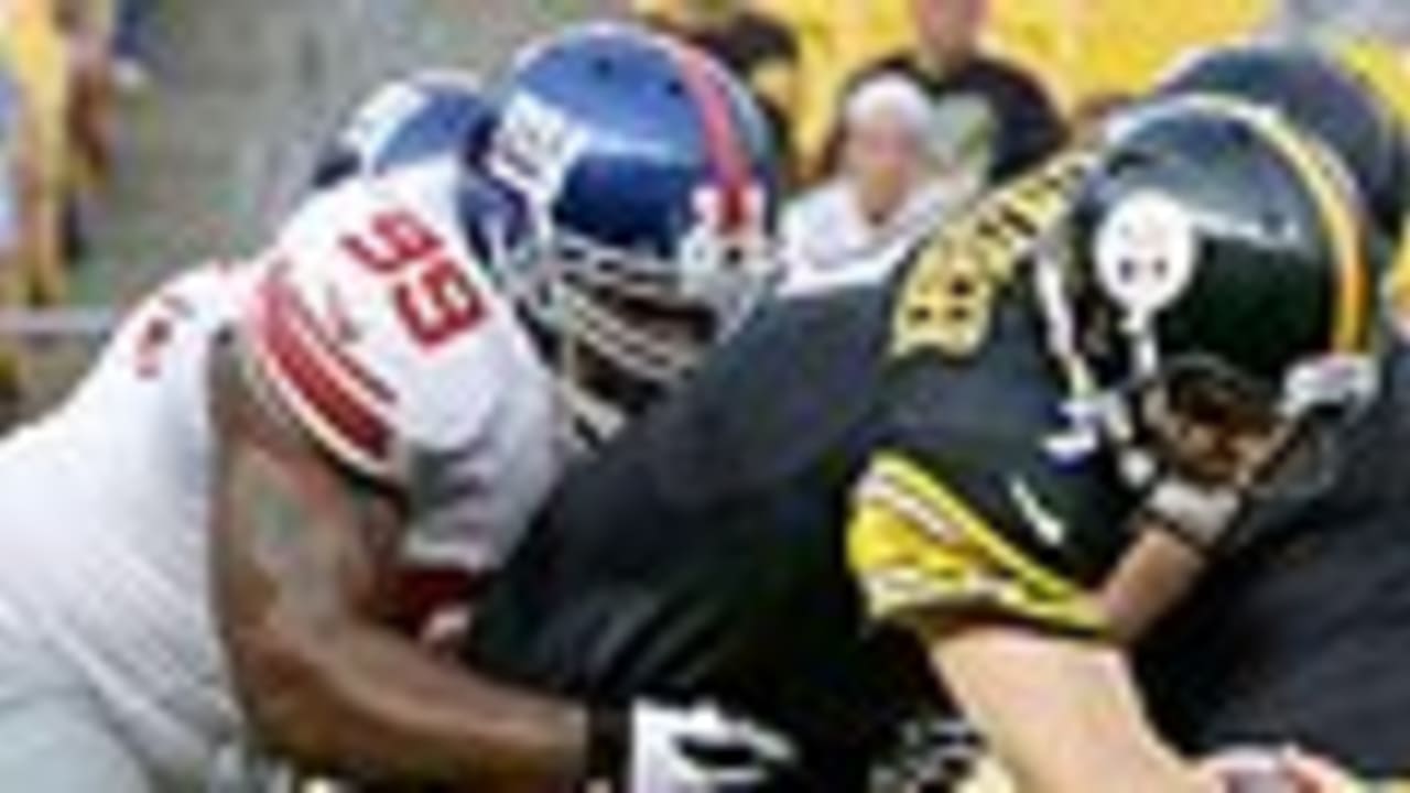 Cullen Jenkins shows versatility vs. Steelers