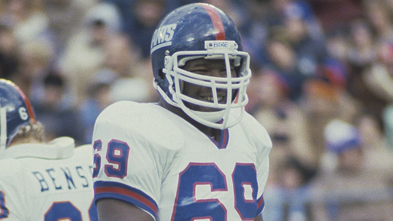 Photos: Former Giants OL Roy Simmons