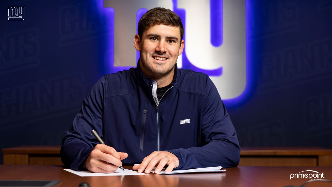 Daniel Jones excited about returning to 'special organization'