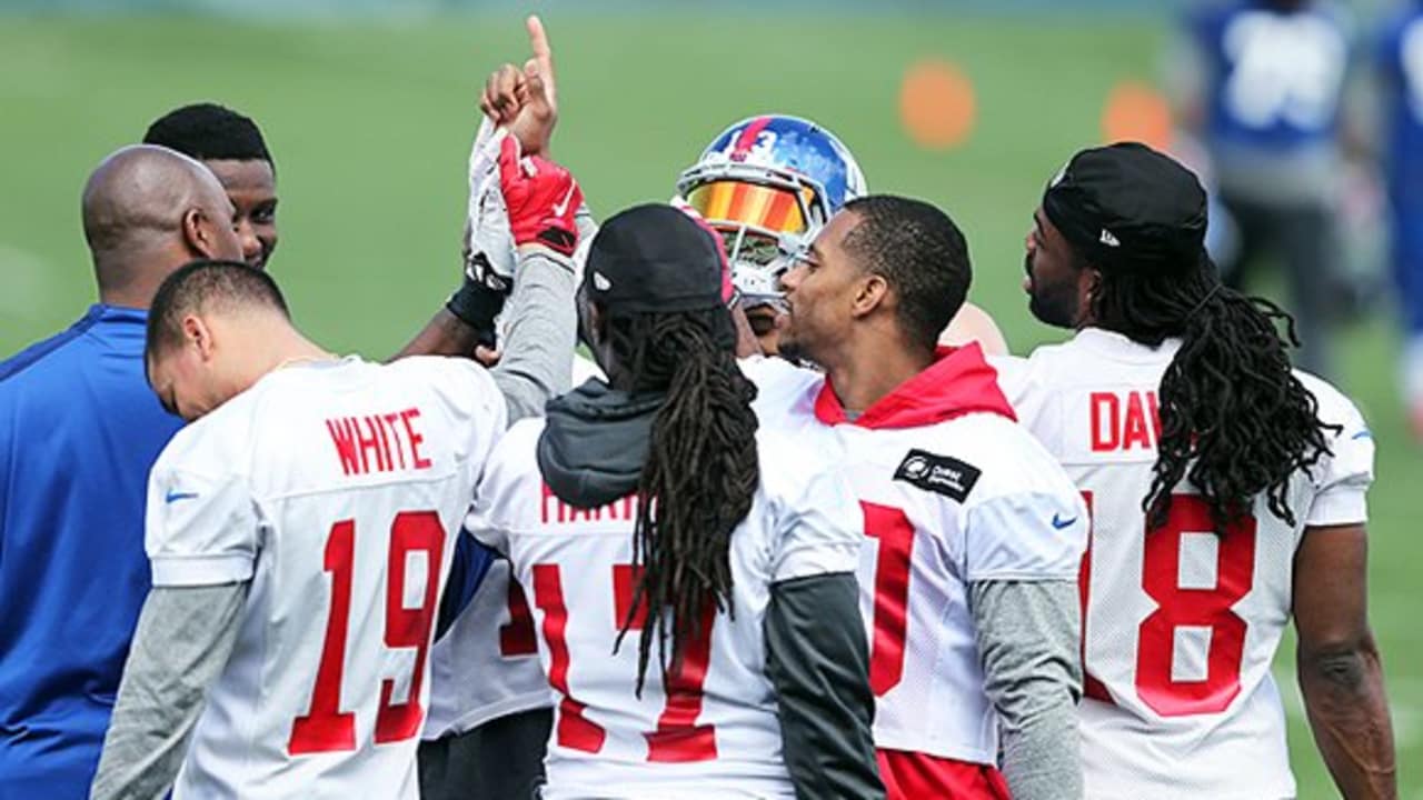 Inside the Huddle: Wide Receivers