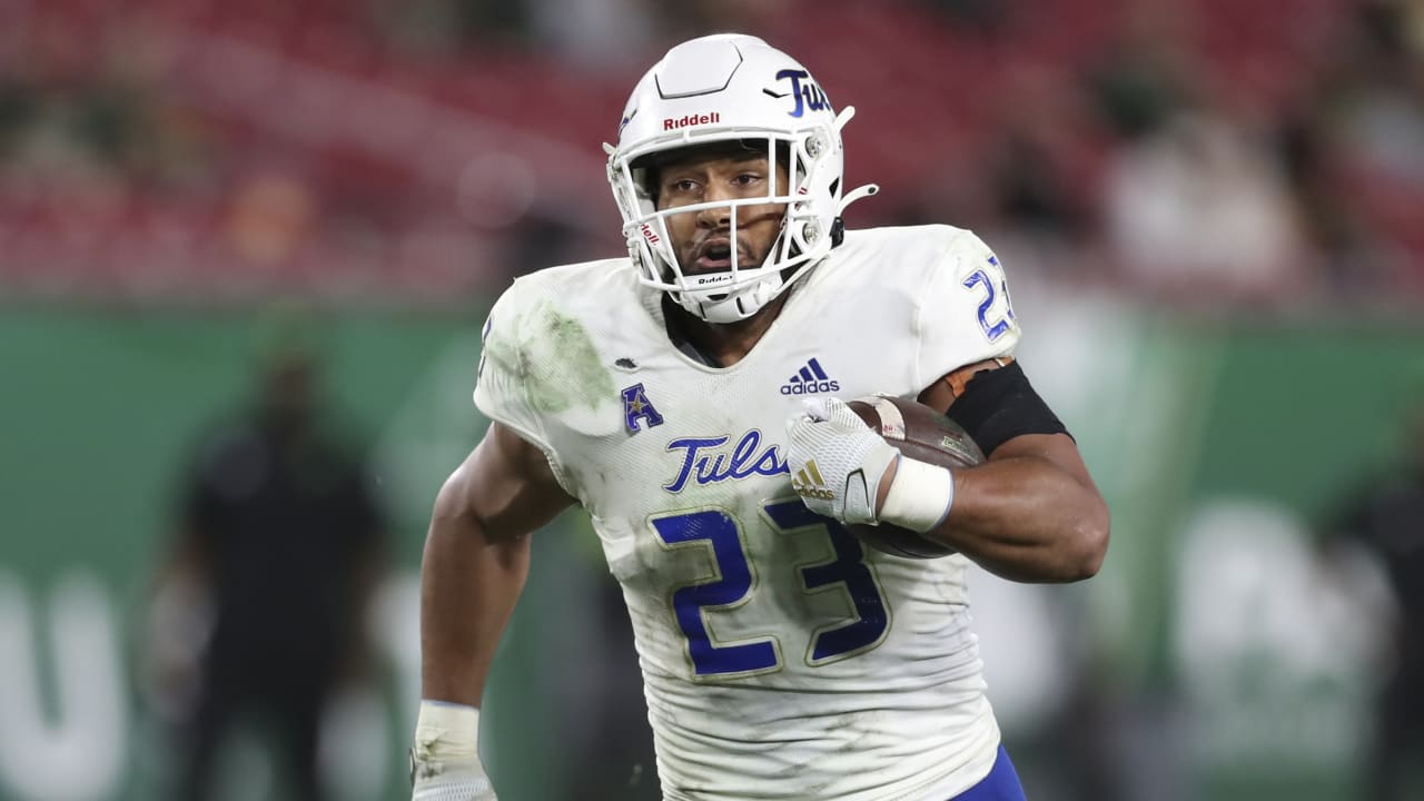 Photos: LB Zaven Collins