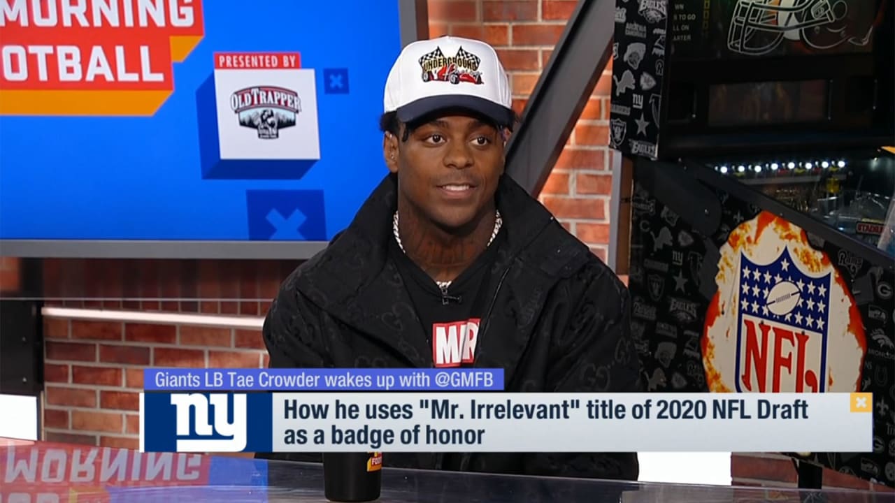 LB Tae Crowder wakes up with 'Good Morning Football'