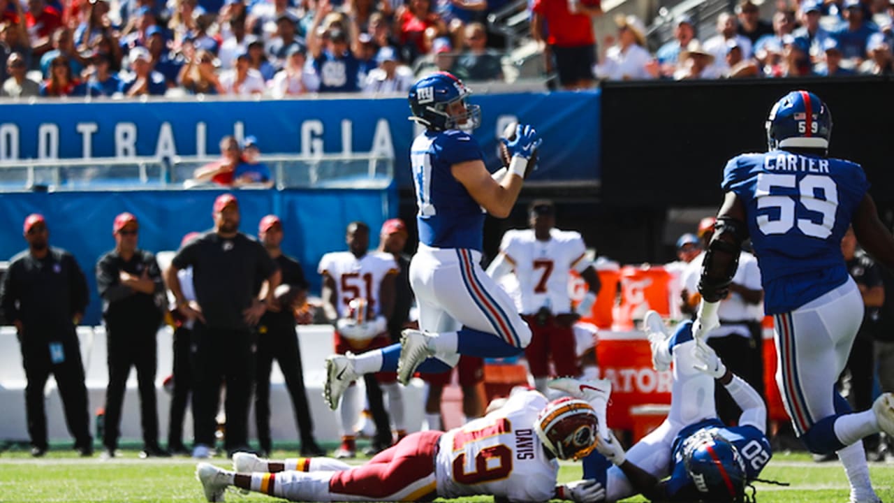 Ryan Connelly picks off Case Keenum's pass for early turnover