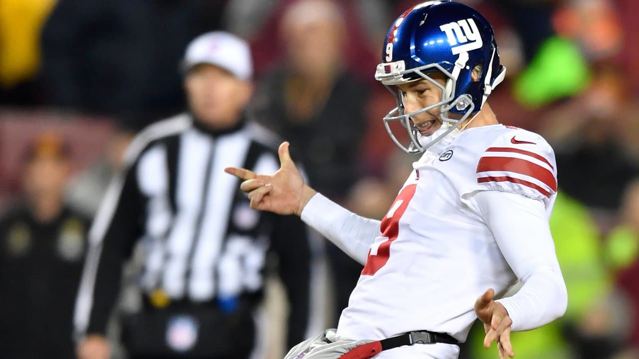 Brad Wing pins Oakland at the 1 yard line with 69-yard punt