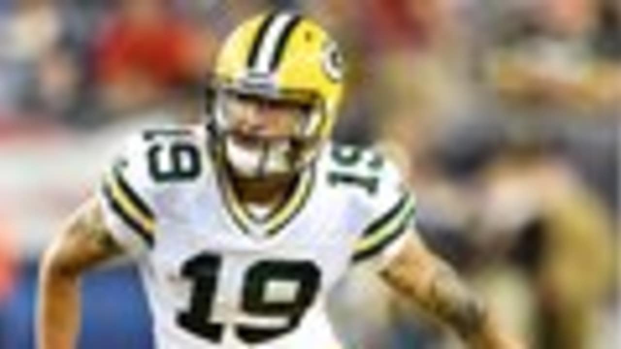 Giants add WR Myles White to active roster, TE Daniel Fells to IR