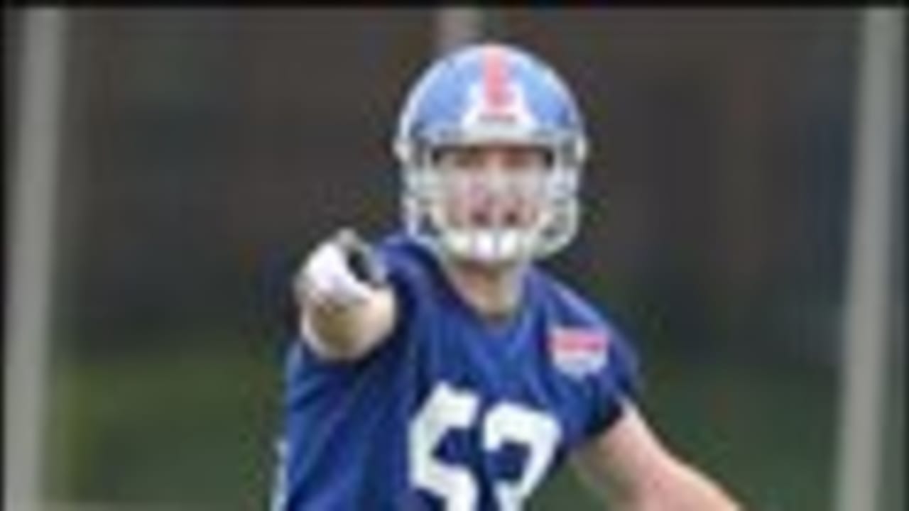 LB Dan Connor competes for starting spot