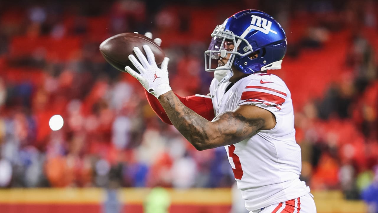 PRIMETIME: Giants take the field for MNF