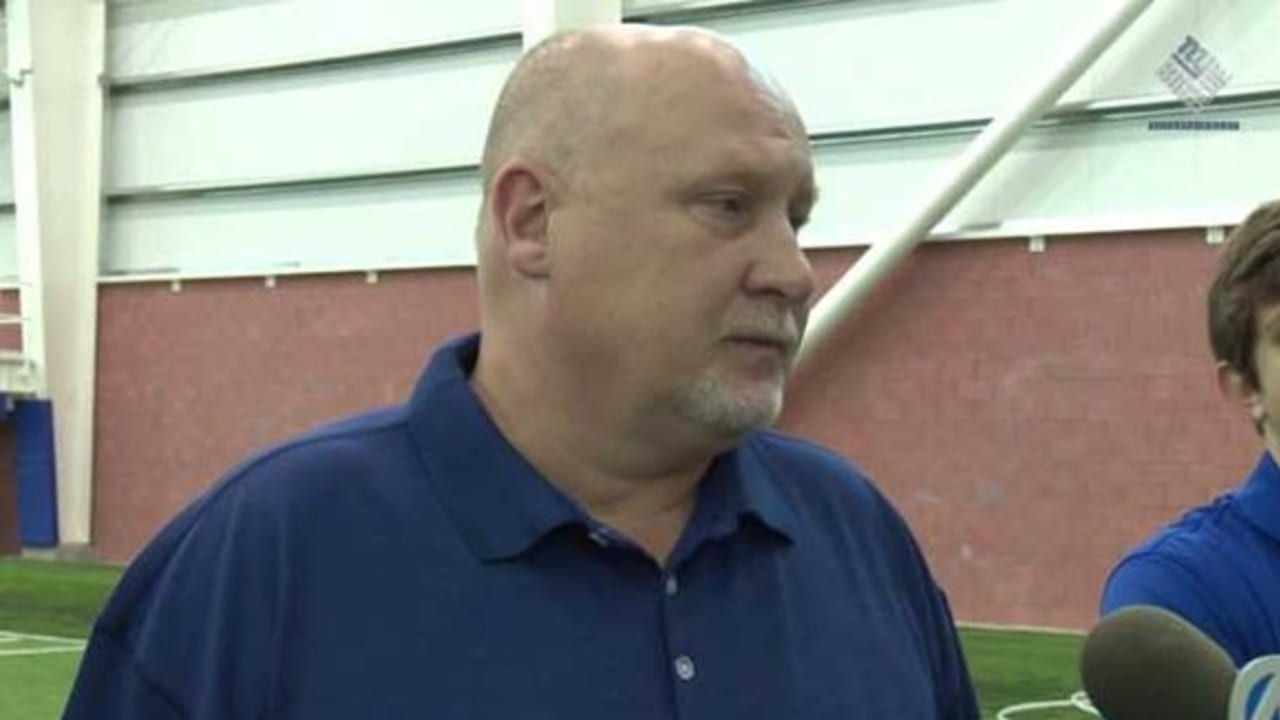 LB Coach Bill McGovern