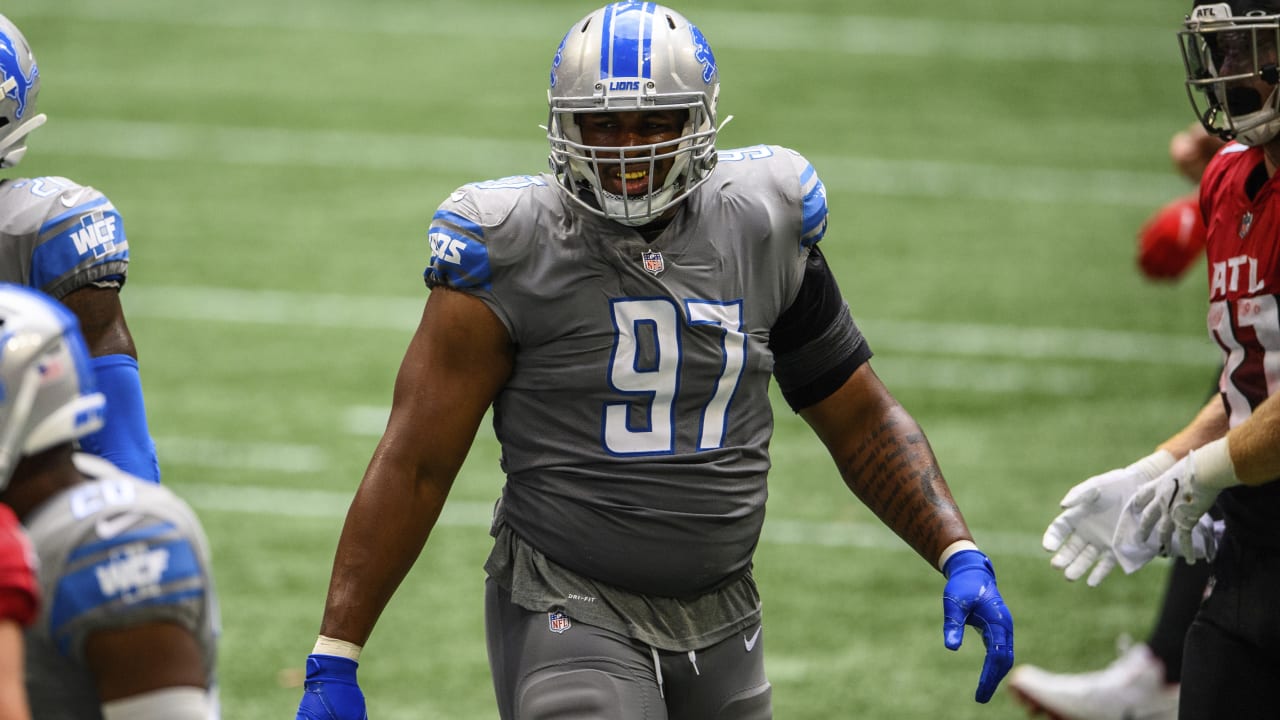 Photos: DL Nick Williams