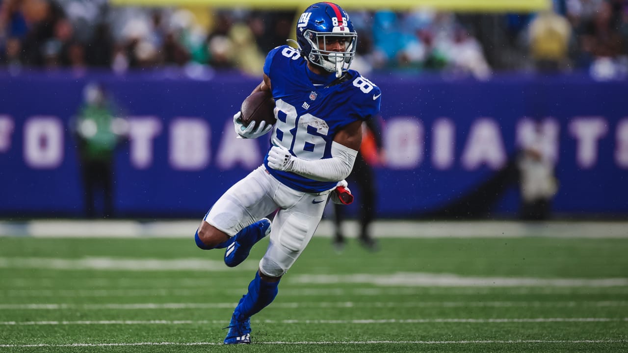 Darius Slayton posts 37-yard catch and run | Giants vs. Eagles Highlights